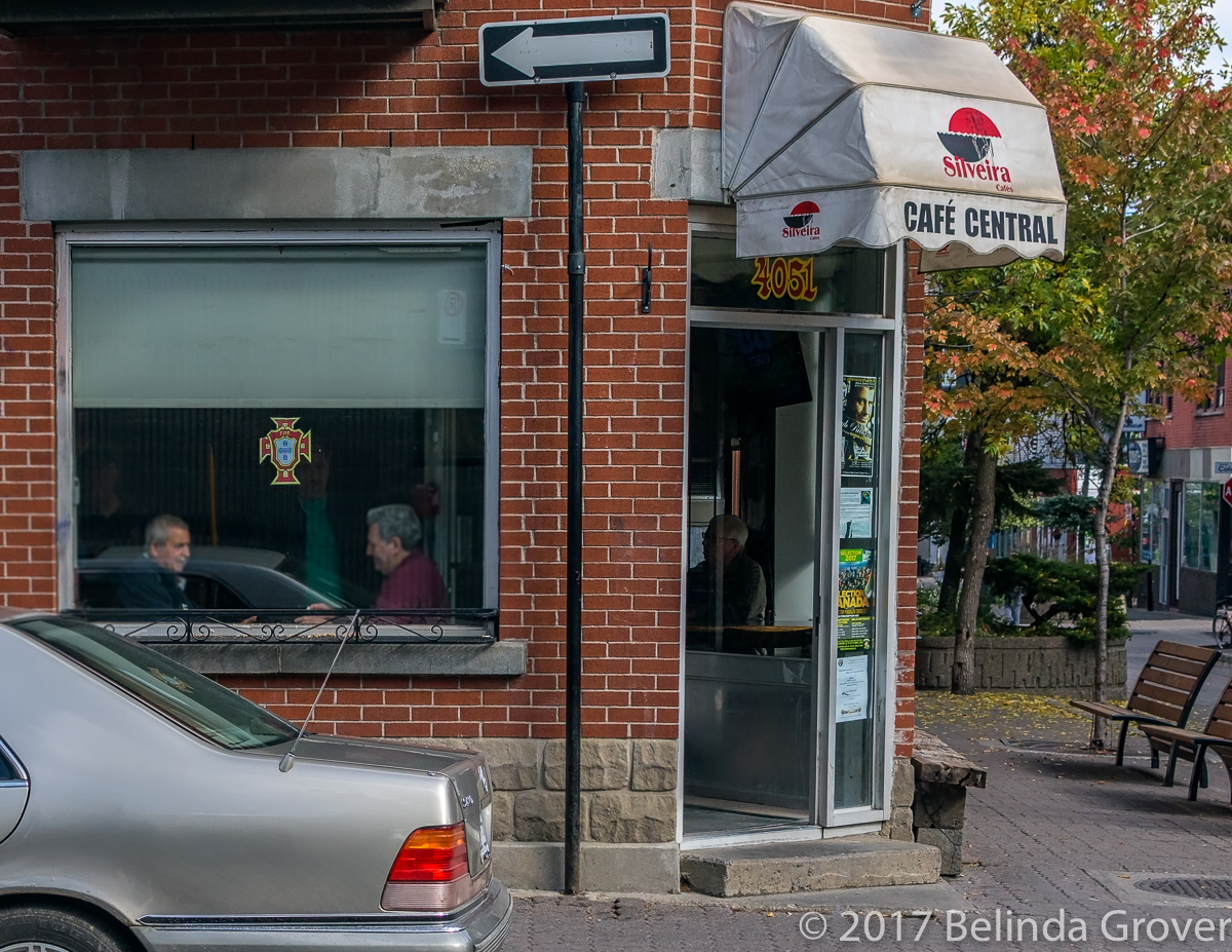 CAFE SCENE (TWO PHOTOGRAPHS) | BELINDA GROVER PHOTOGRAPHY